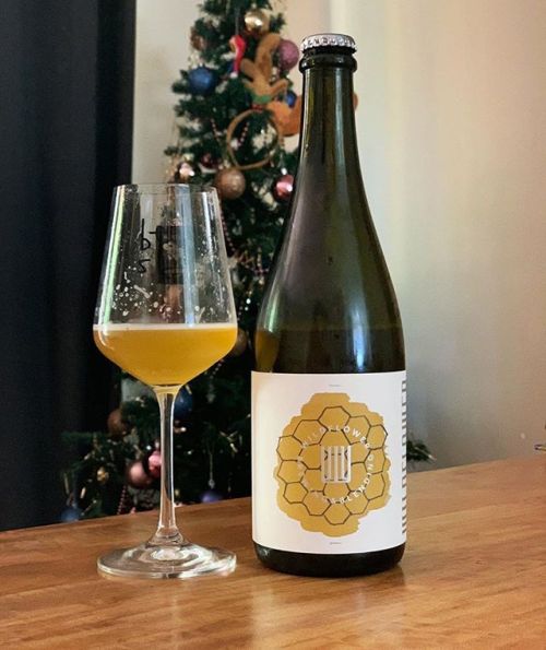 Wildflower Hive Gold⠀